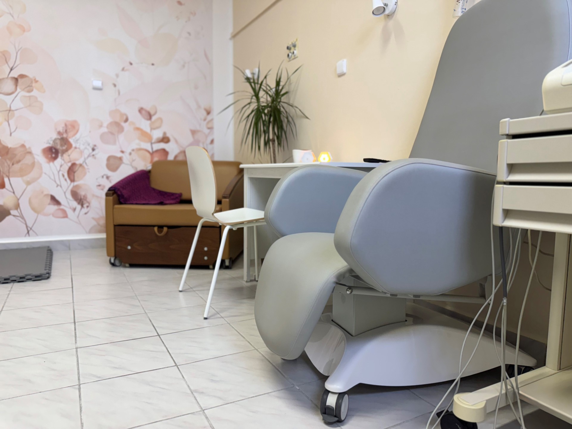 Nemocnice Písek zprovoznila ambulanci porodních asistentek | Jižní ...